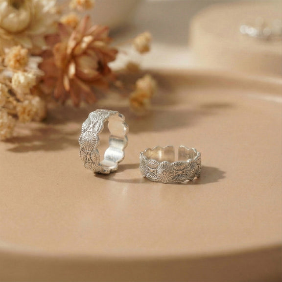 Silver Sunburst Mandala Jodve (Toe Rings) – CRD Jewellers
